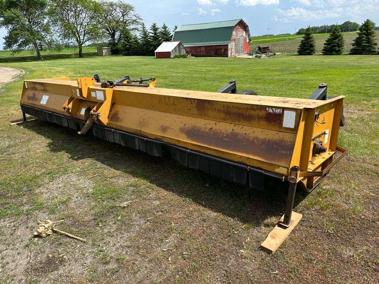 Alloway 22' Stalk Chopper, 160 Acres on New Knives, Large 1000 PTO ...