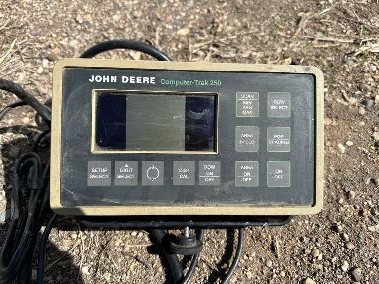 John Deere Computer-Trak 250 Monitor - Fragodt Auction and Real Estate LLC