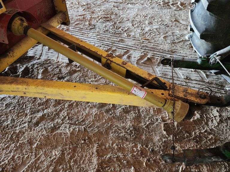 Schuler Model 220BF, Feed Wagon, Wood Extensions, 22.5 Tires on 8 Bolt ...