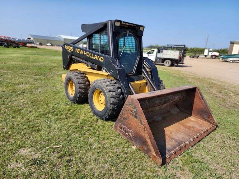 1999 New Holland LX885 Skid Loader, 2,566.2 Hours, Complete 6 Pack ...
