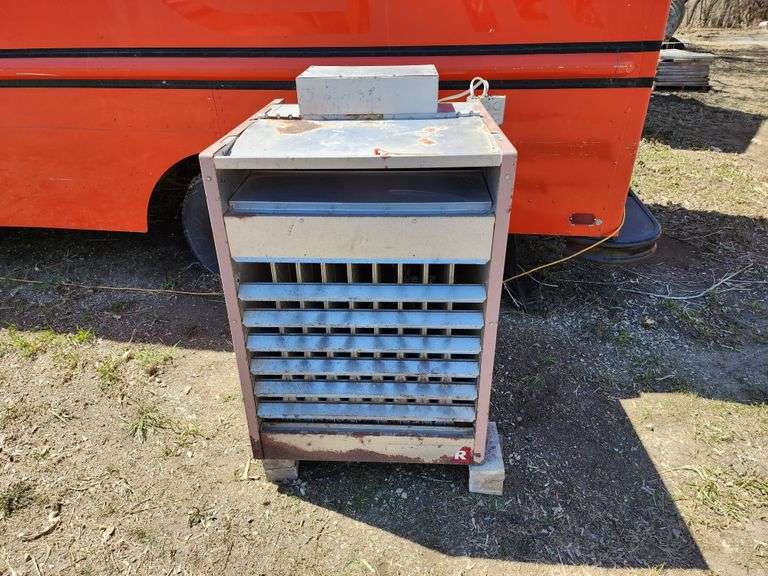 Reznor LP Heater that has been in Farrowing Barn, Worked When Removed ...