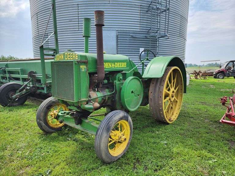 John Deere Model D Tractor, Wide Front, 5.00-16 Rubber Fronts, Steel ...