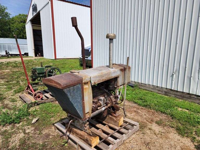 Case Gas Engine, Came off a 1920’s Combine - Fragodt Auction and Real ...