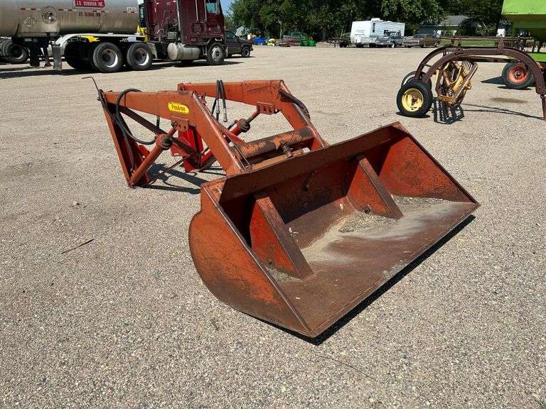 Paulson Loader, 7' Trip Bucket, Mounting Hardware, off of Farmall H ...