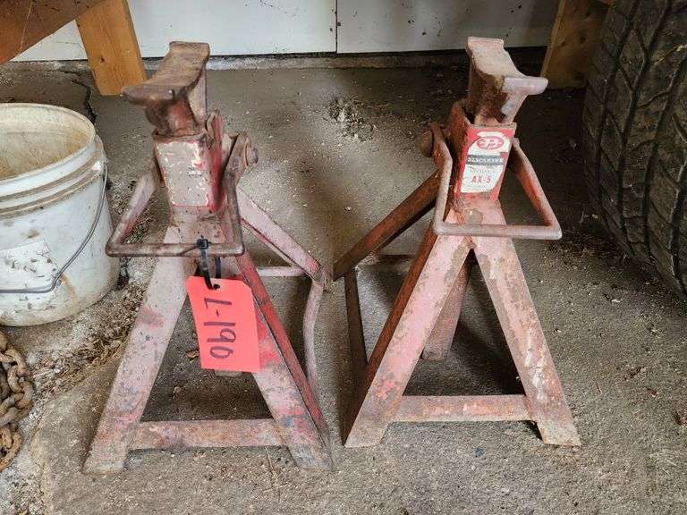 2 Jack Stands - Fragodt Auction and Real Estate LLC