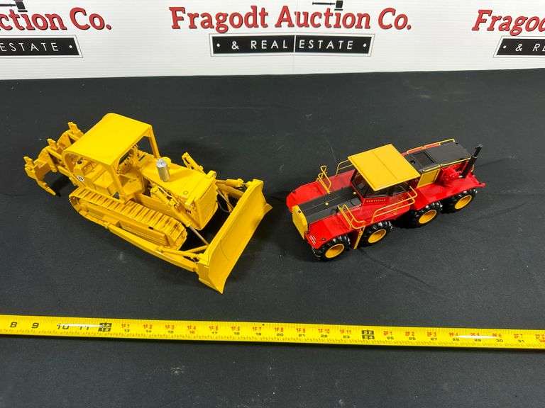 (2) - International TD25 Dozer, Versatile Big Roy - Fragodt Auction and ...