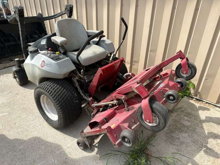 ExMark 60” Zero Turn Front Mount Lawn Mower, Front Runner, 426 Hours ...