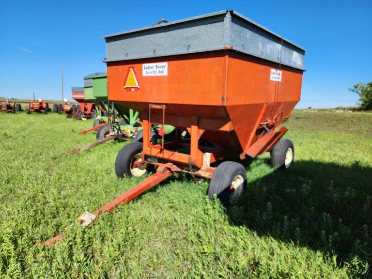 Labor Saver Gravity Box on Dakon Running Gear – 6 Bolt Hubs, Extended ...