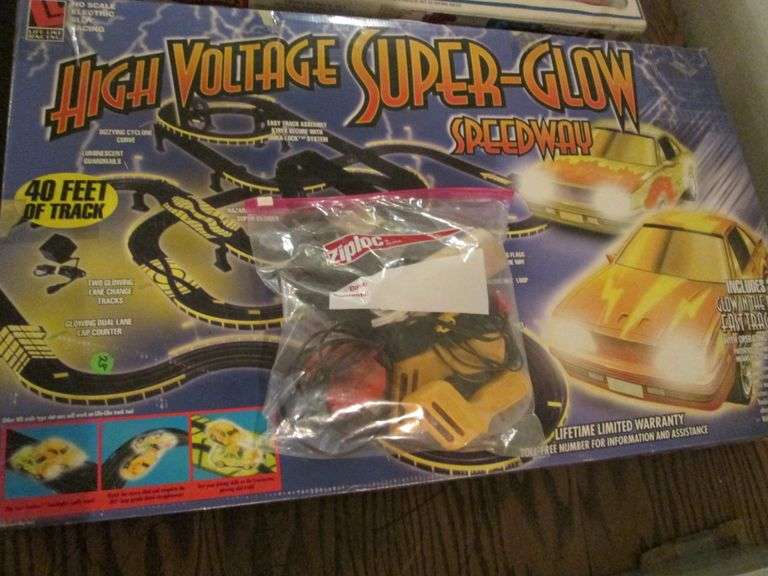 Life Like Racing HO Scale Electric Slot Car Race Set with Extra ...