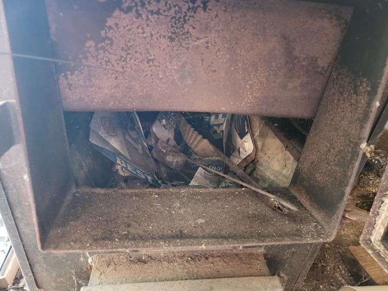 Northern Leader Model 20-27 Wood Furnace - Fragodt Auction and Real ...