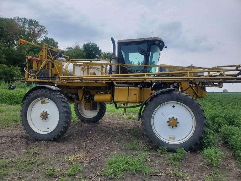 854 Rogator, 5.9L Cummins, Trimble FM750, Field IQ With 5 Section ...