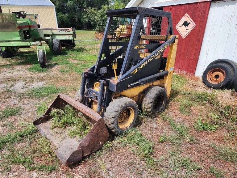 New Holland L250 Skid Loader, 1 Owner, 884 Hours, 23x8.50-12 Tires, SN ...