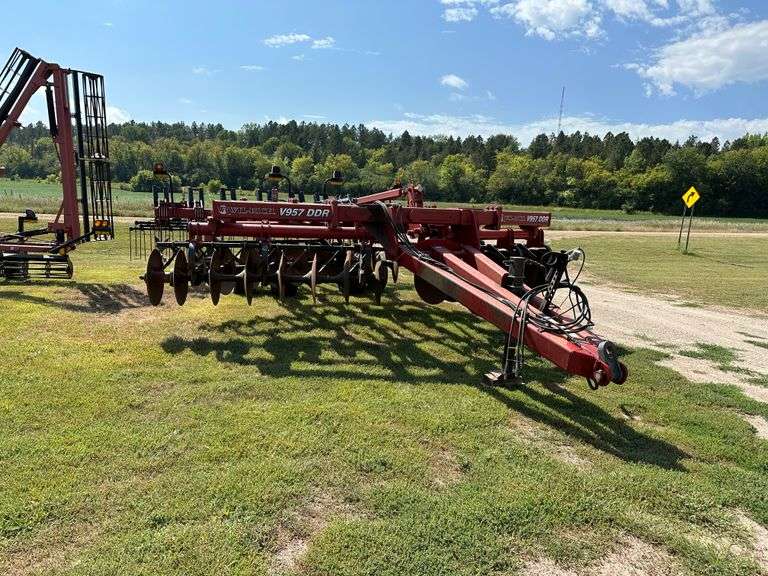 Wilrich V957DDR Disc Ripper, 9 Shank, 3 Bar Harrow, Walking Tandems ...