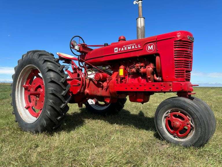 Farmall “M” Narrow Front, 13.6-38 Rears, PTO, SN: - Fragodt Auction and ...