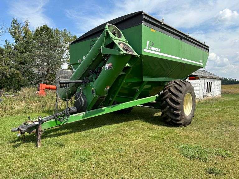 Parker 838 Grain Cart with Scale, New Tarp, New Auger, Large 1000 PTO ...