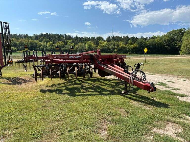 Wilrich V957DDR Disc Ripper, 9 Shank, 3 Bar Harrow, Walking Tandems ...