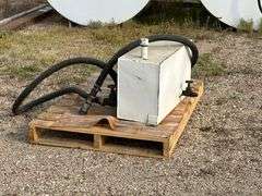 Wet Kit Tank for Semi Tractor - Fragodt Auction and Real Estate LLC