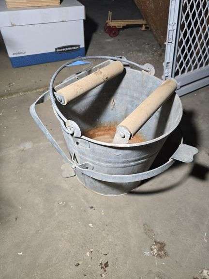 WASH BUCKET. - Freedom Auctions LLC