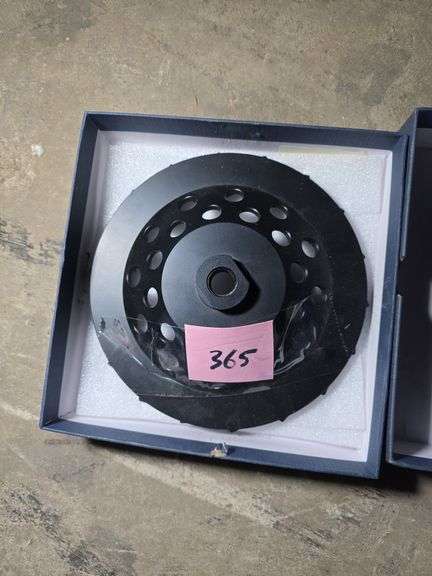 7 5/8"-11 120 GRIT 18 SEG TURBO. - Freedom Auctions LLC