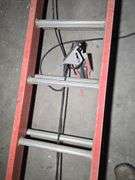 WERNER FIBERGLASS EXTENSION LADDER, 14'-28'. BROKEN FOOT. - Freedom ...