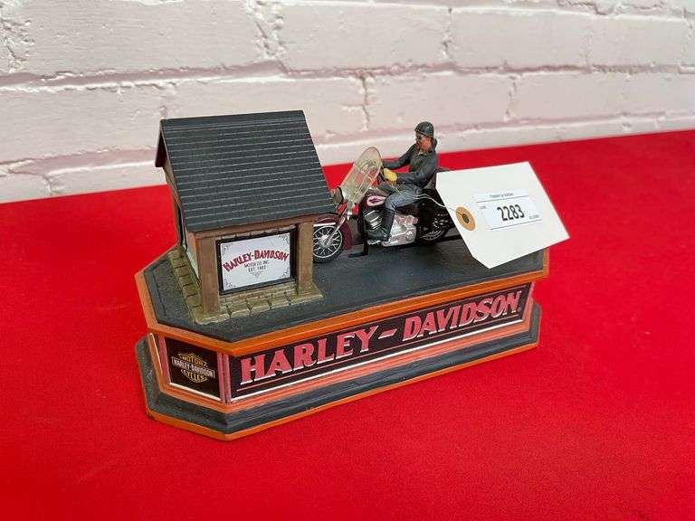 Harley Davidson Motorcycle Mechanical Bank - Spankys Freedom Car Auctions