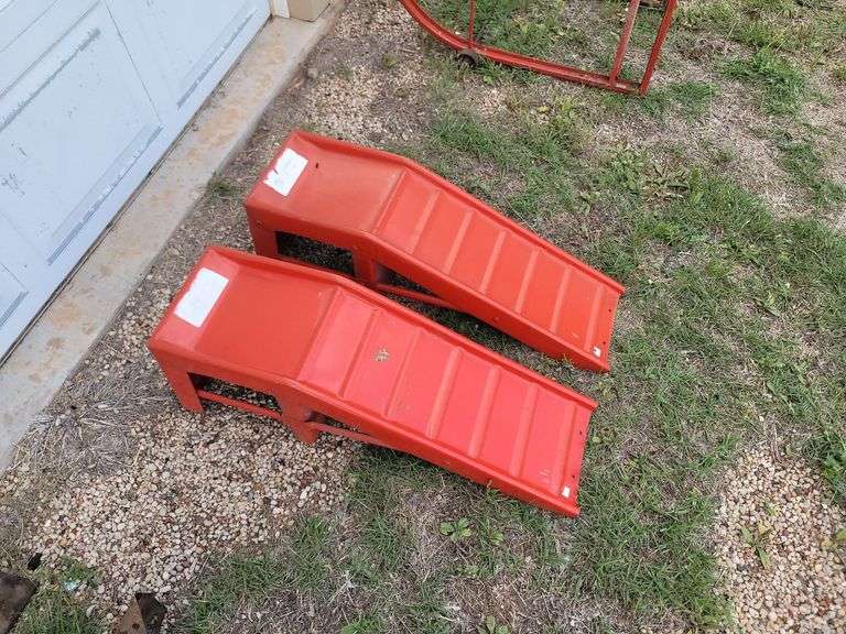 Steel Drive On Car Ramps - Spankys Freedom Car Auctions