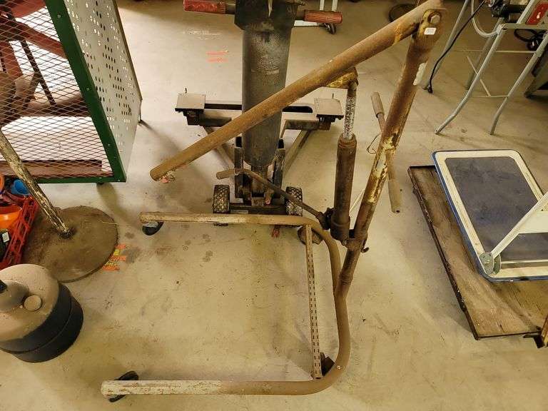 Small Cherry Picker - Spankys Freedom Car Auctions