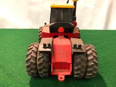 1/16 Scale Versatile 1156 4WD Tractor - Gavel Roads Online Auctions