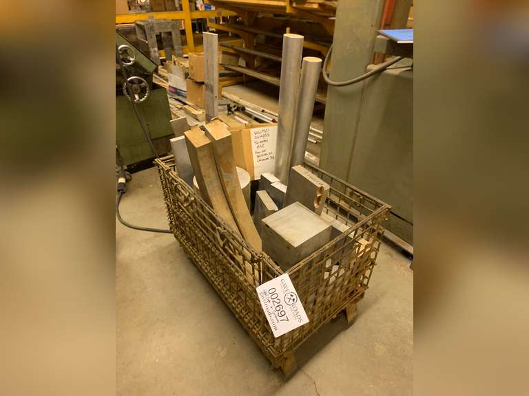 Steel Crate Full of Machinable Aluminum Scrap - Gavel Roads Online Auctions