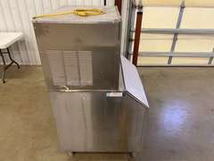 Crystal Tips Ice Machine - Gavel Roads Online Auctions