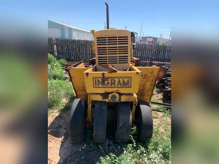 Ingram 10 Ton 8 Wheel Packer - Gavel Roads Online Auctions