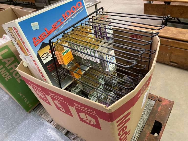 Lot of Screws, Misc Hardware, & Retail Display - Gavel Roads Online ...