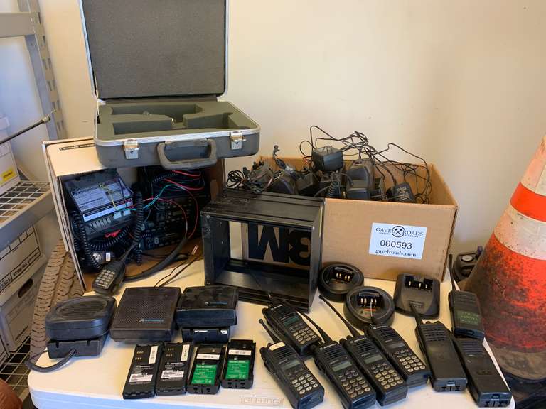 Police Scanners, Hand Held Radio Set Chargers, Mounts, & Case - Gavel ...