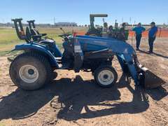 New Holland TC33D Hydrostatic Tractor with Loader - Gavel Roads Online ...