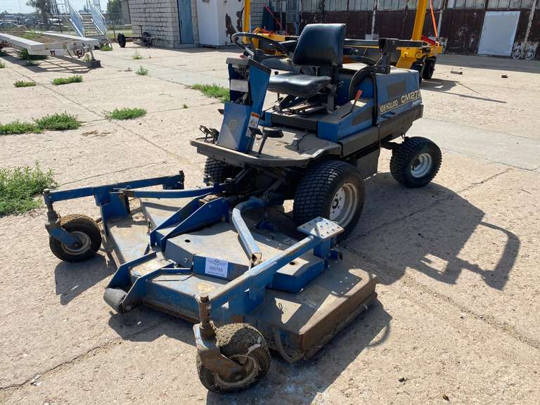 New Holland CM272 Diesel 72" Front Mower - Gavel Roads Online Auctions