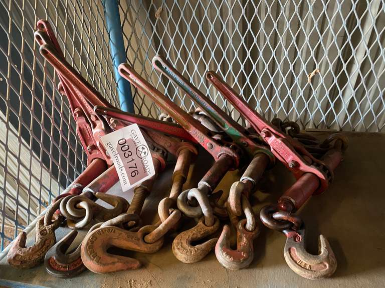 Chain And Boomer Rack