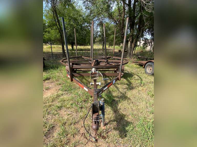 Tilting Poly Pipe Reel Trailer - Gavel Roads Online Auctions