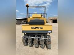 Bomag BW-12R Rubber Tire Wheel Packer - Gavel Roads Online Auctions