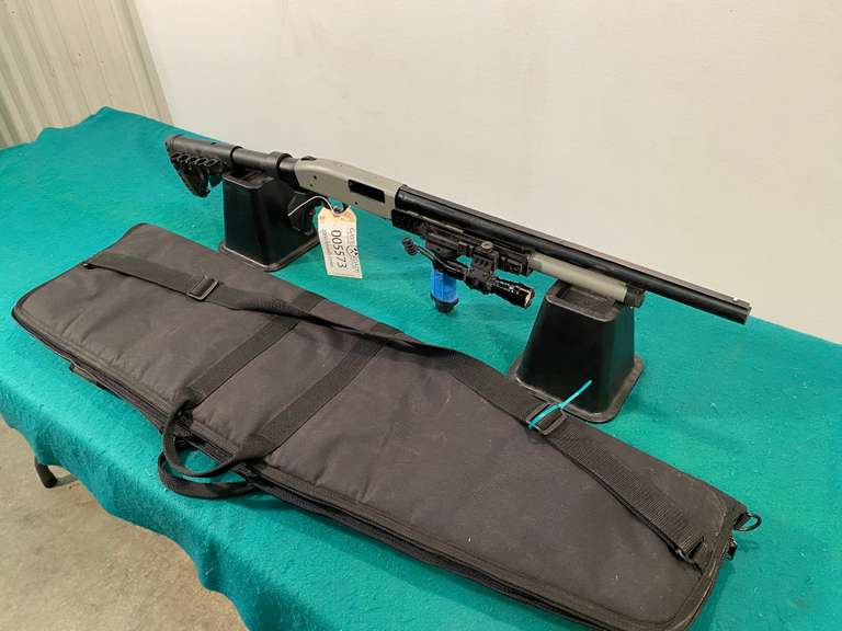 Mossberg 500AT 12ga. Pump Action Shotgun w/ Assault Attachments - Gavel ...