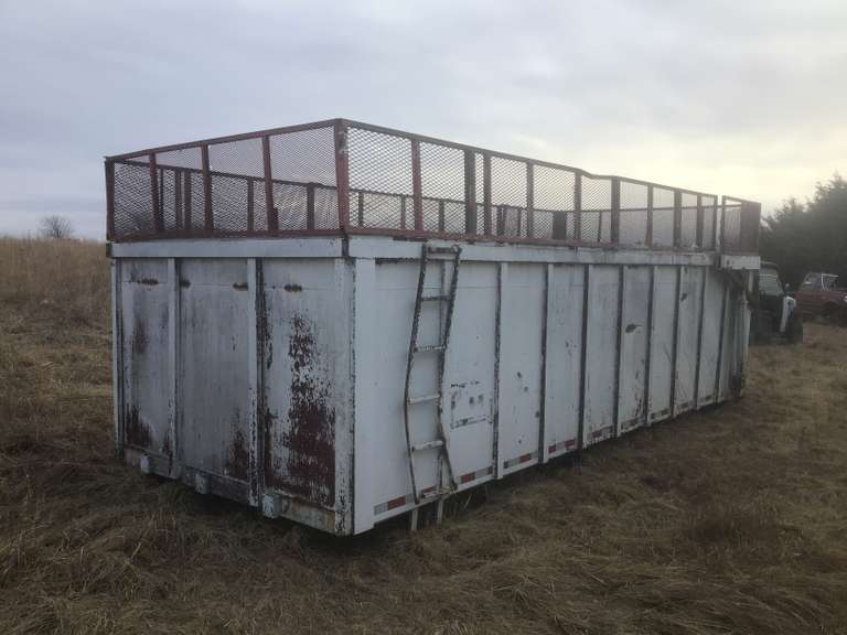 Steel Silage Bed - Gavel Roads Online Auctions