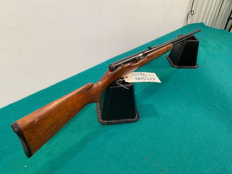 Westernfield 59A .22LR Semi Auto Rifle - Gavel Roads Online Auctions