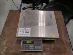 Pennsylvania 7500 Series Digital Scale - Gavel Roads Online Auctions