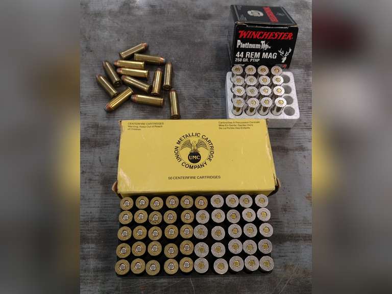 Winchester 250 Gr. PTHP .44 Rem Mag & UMC 180 Gr. Jacketed Soft Pt. .44 Rem Mag Ammunition ...