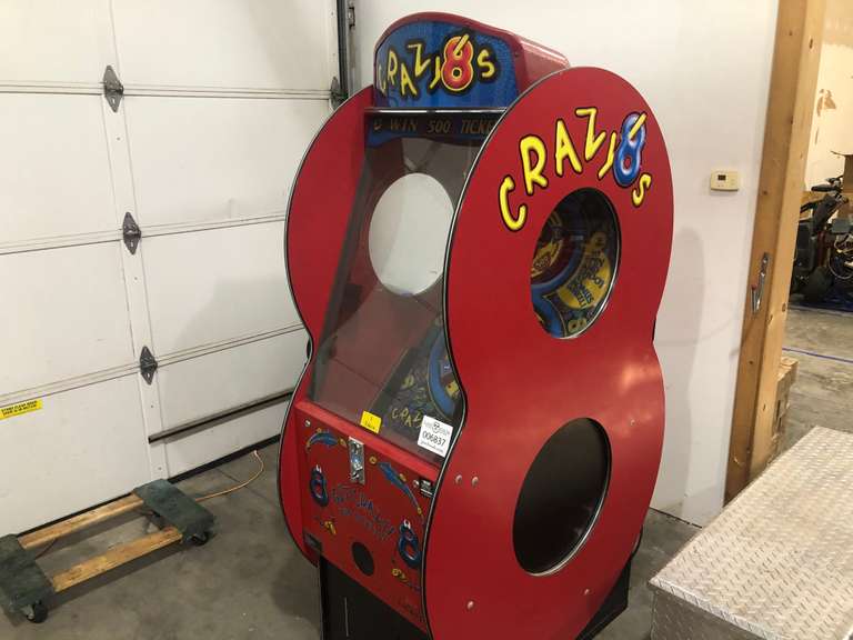 Crazy 8's Amusement Device - Gavel Roads Online Auctions