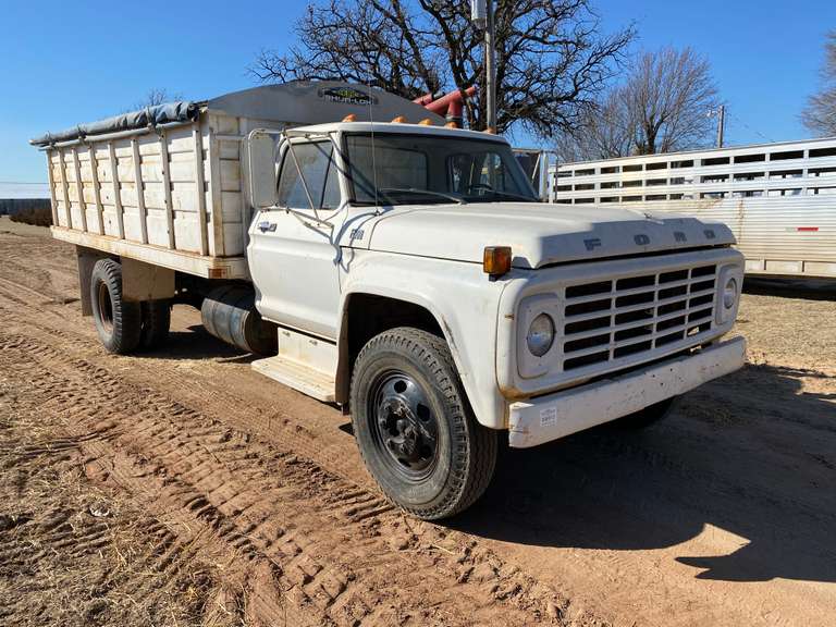 1973 Ford F-600 Grain Truck - Gavel Roads Online Auctions