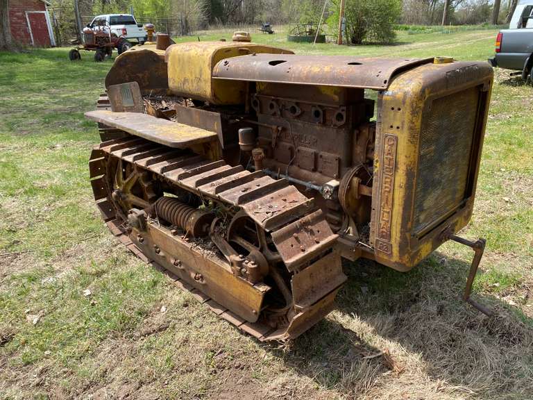Caterpillar R2 Dozer - Gavel Roads Online Auctions