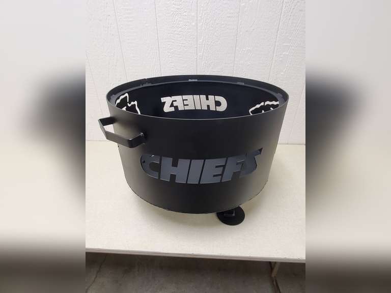 Kansas City Chiefs Fire Pit - Gavel Roads Online Auctions