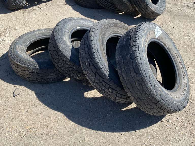 (4) Used LT 245-75 R17 Tires - Gavel Roads Online Auctions