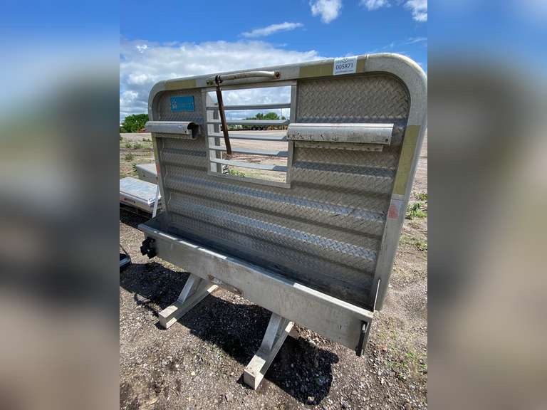 Merritt Aluminum Semi Headache Rack w/ Chain Rack, Tool Tray & Window ...