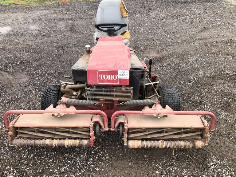 1993 Toro Reelmaster 216 - Gavel Roads Online Auctions